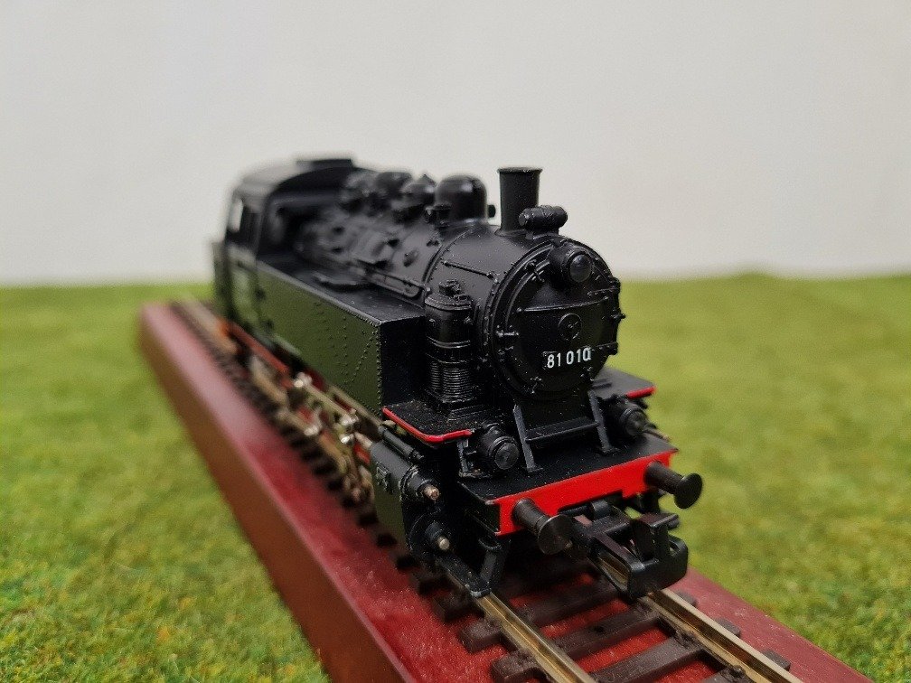 Märklin H0 3031 Tender locomotief 1 BR 81 010 Delta DB