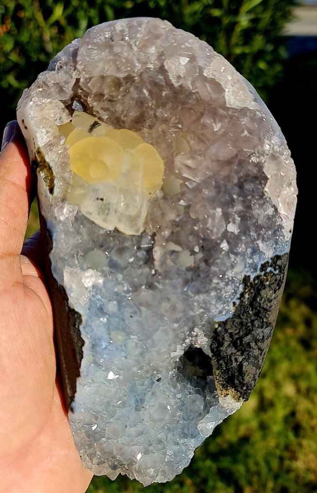 Amazing Fluorite Balls Grow Whit Calcite On Apophyllite Crystal On