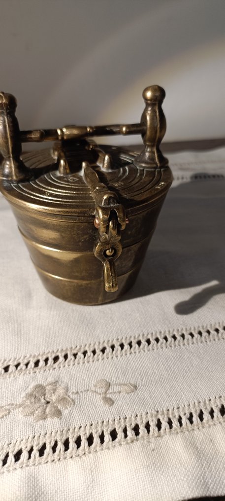 Nested Cup Weights 1 Brass Catawiki