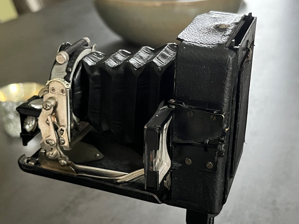 ICA Atom C1909 1925 Vertical Model Analogue Folding Camera
