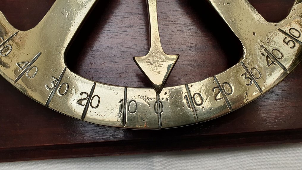 Clinometer, Marine clinometer (1) - Brass, Wood - First - Catawiki