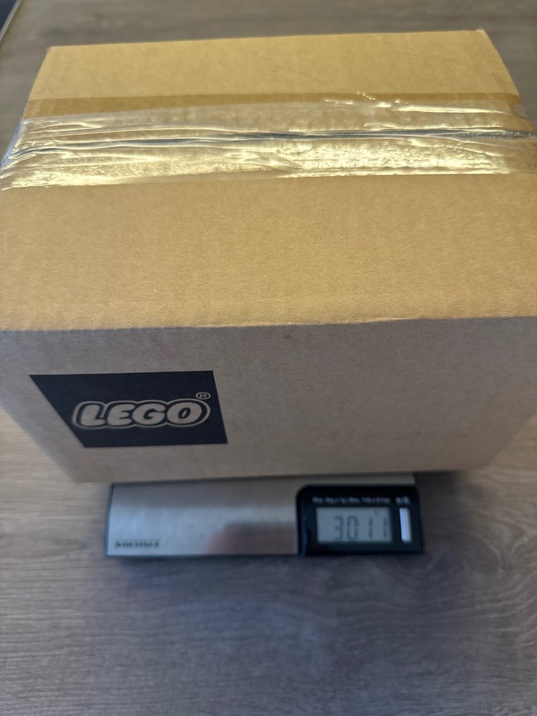 Lego - + 10000 stuks Hinge - PAB DOOS !! - Resellers item !! - Catawiki