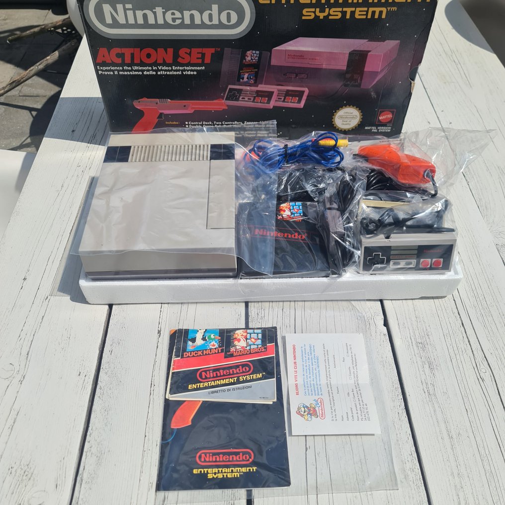 Nintendo - Very Rare MATTEL Nintendo ACTION SET 1985 Nes Boxed with ...