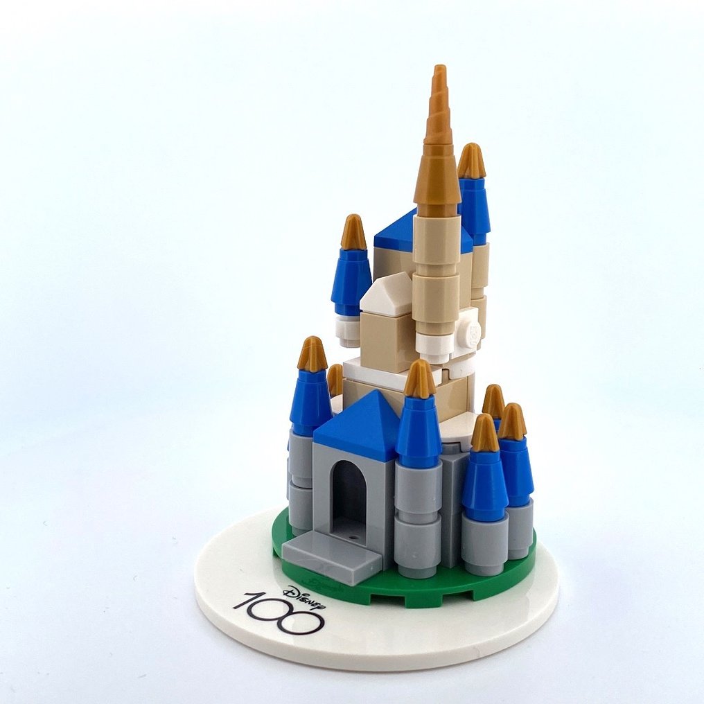 LEGO Set - Disney - Mini Disney Kasteel - Disney 100 - Exclusieve in ...