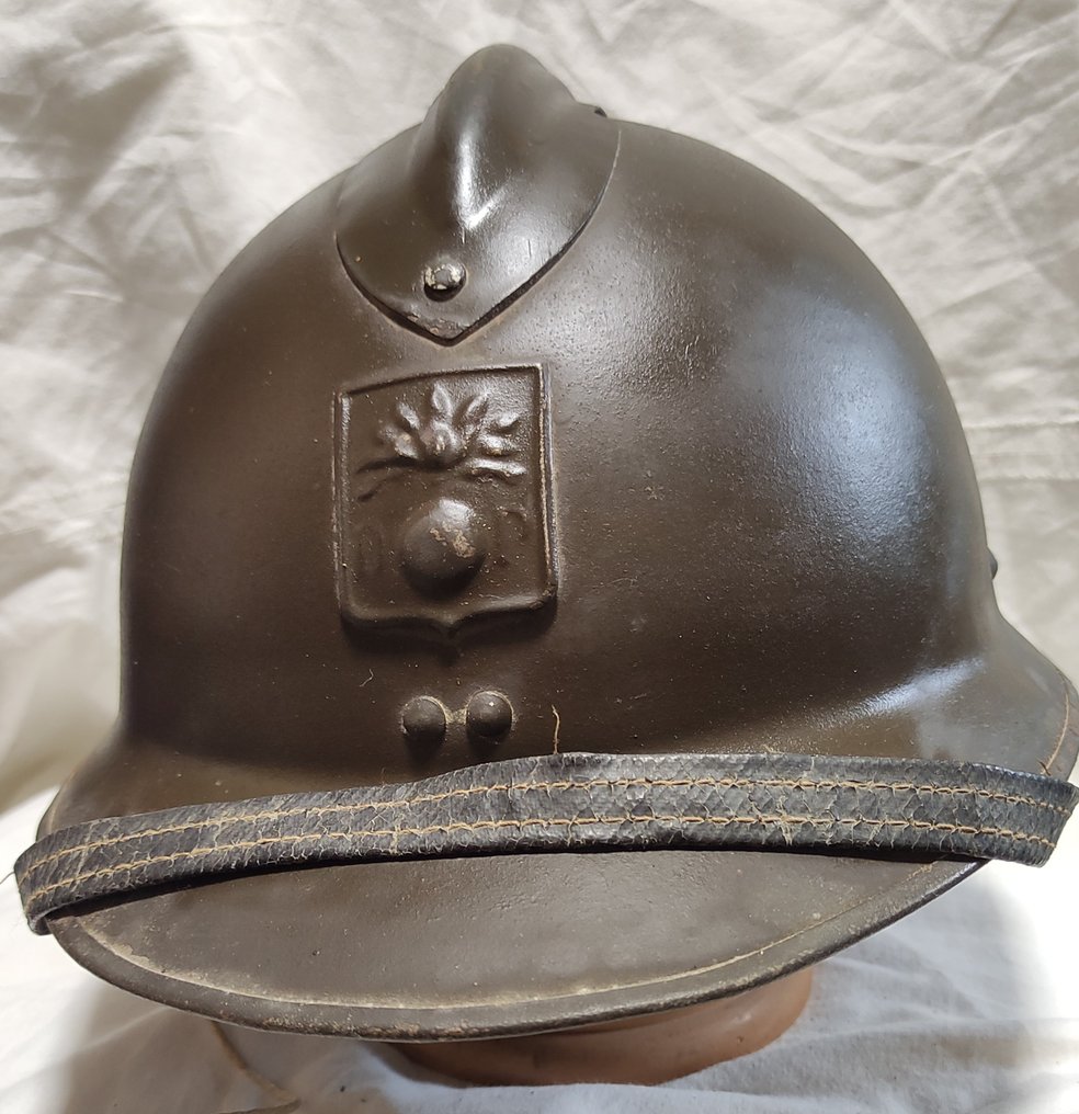 France - French helmet model Adrian 1926. - Military helmet - Catawiki