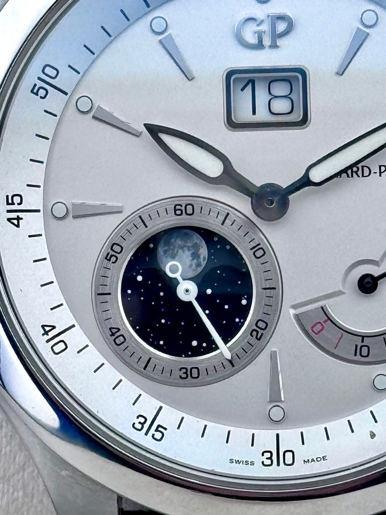 Girard-Perregaux - Traveller Moonphase Big Date Power Reserve Automatic ...