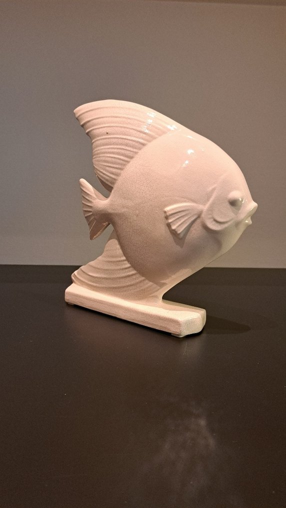 Louis Fontinelle - Statue, Platvis - 27 cm - Earthenware - 1930 - Catawiki