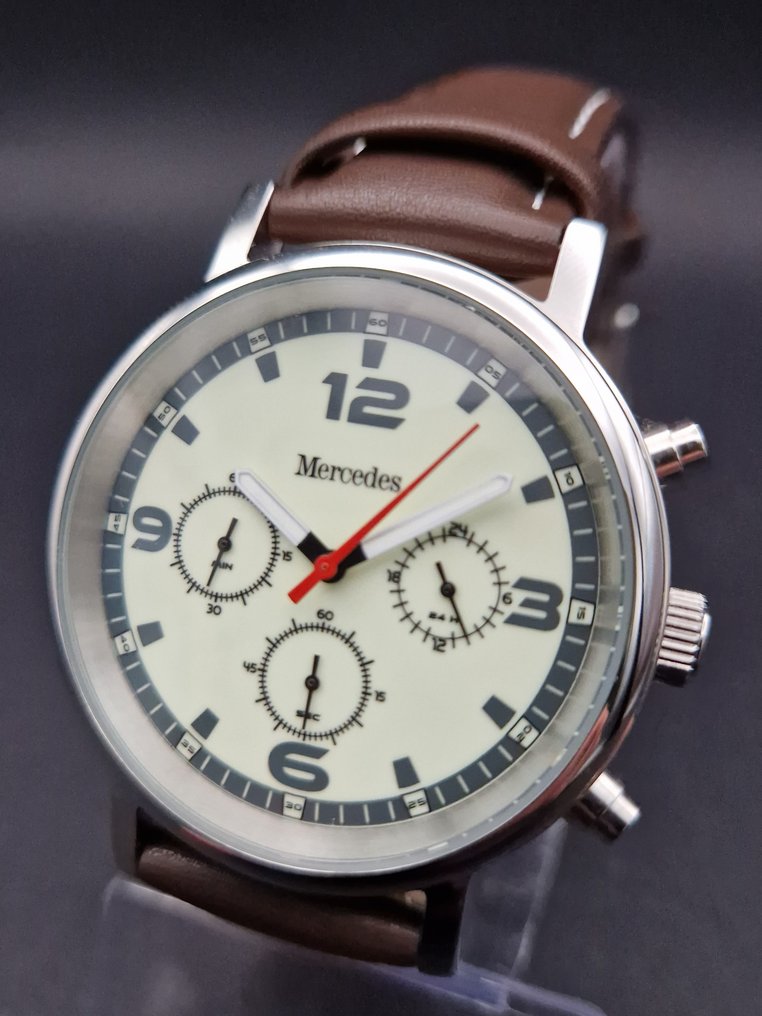 Watch - Mercedes-Benz - Mercedes-Benz chronograph watch - auction ...