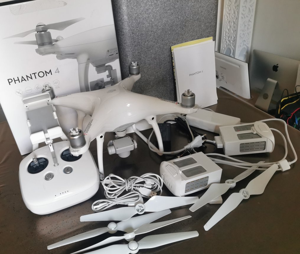 DJI Phantom 4 Pro V2.0 Drone Quadcopter UAV with 20MP Camera 1" CMOS ...