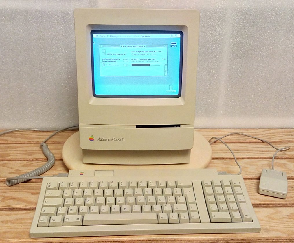 Apple Macintosh Classic ll - 1991 - PC tout-en-un - Catawiki