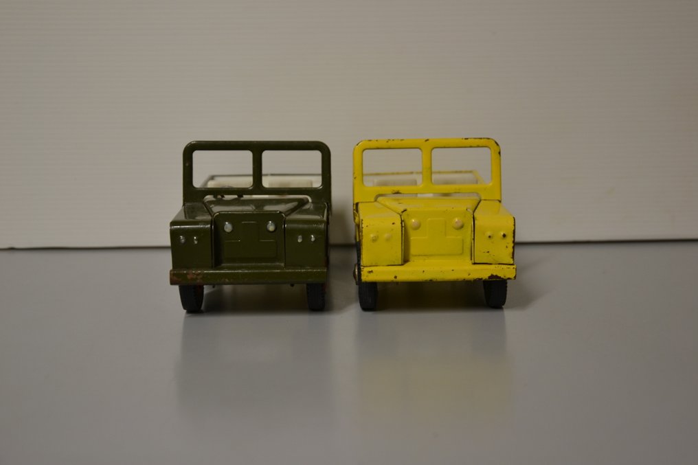 Tri-ang - Model car (2) - Tri-ang Sheet Metal & Plastic Mini Hi Way ...