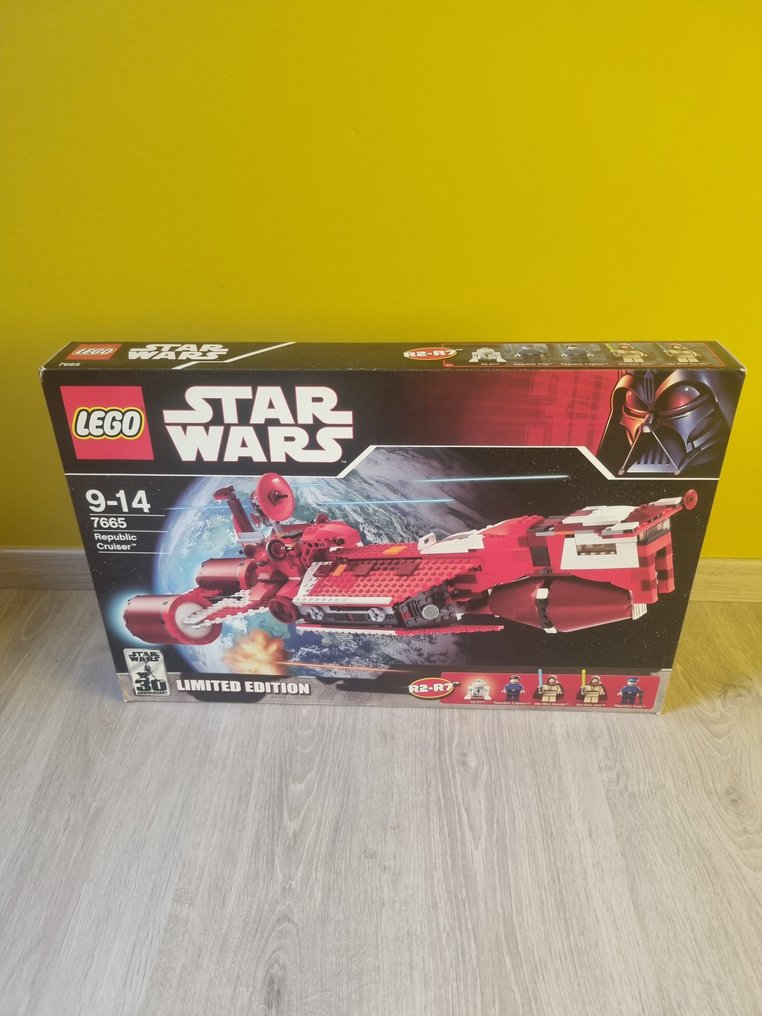 LEGO - Star Wars - 7665 - Republic Cruiser - 2000-2010 - auction online ...