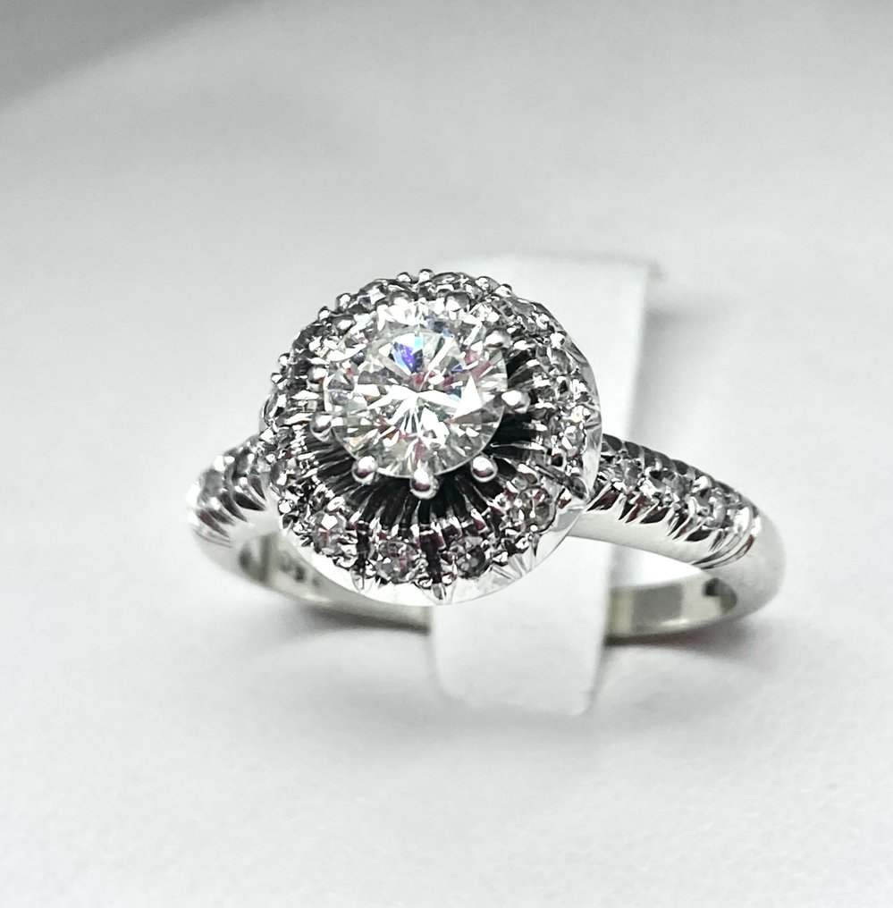 Pala Diamond - Ring - 18 kt. White gold - 0.83ct. tw. Diamond (Natural) - Wonderful ring ...