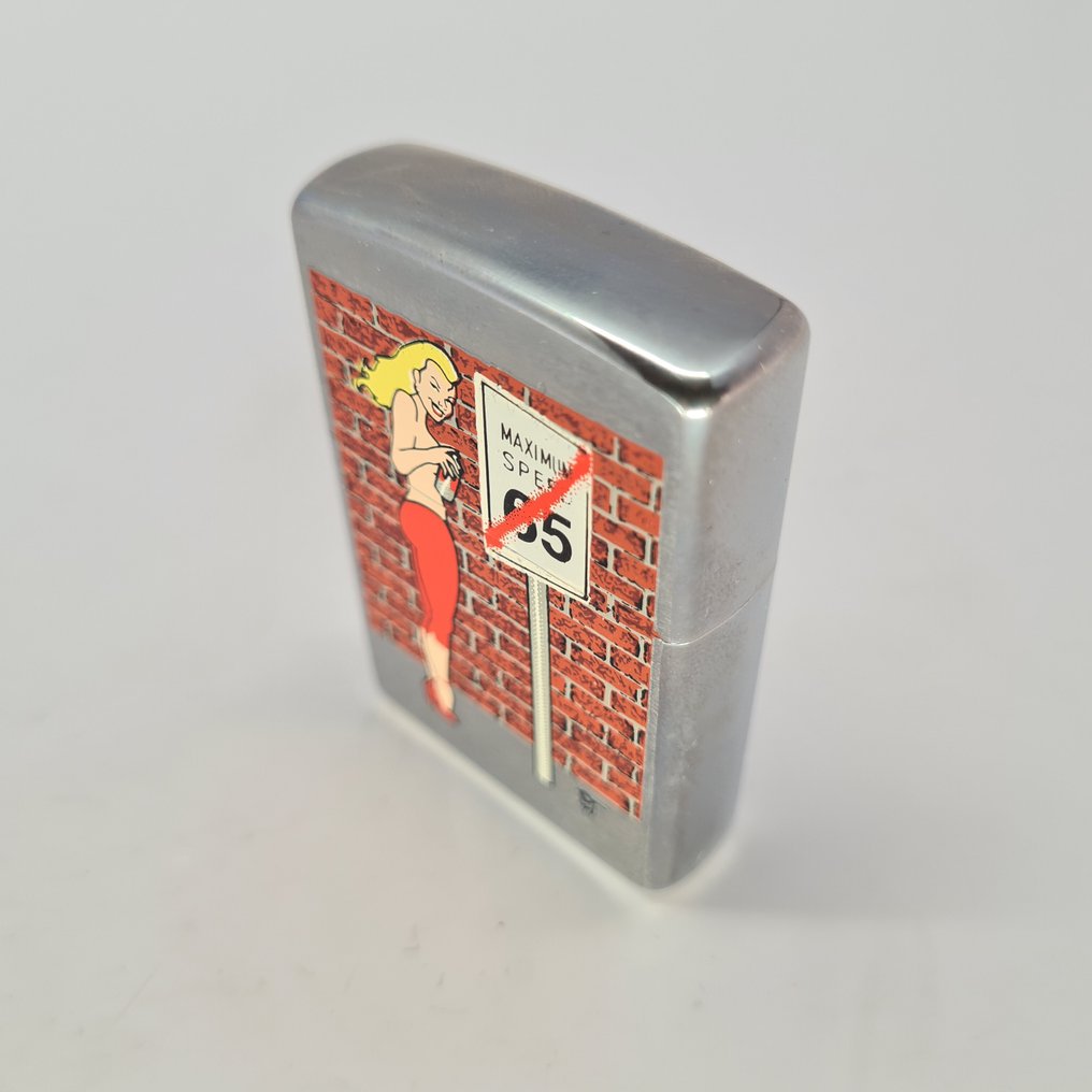 Zippo - Sexy Girl - Aansteker - Messing - online veiling Catawiki