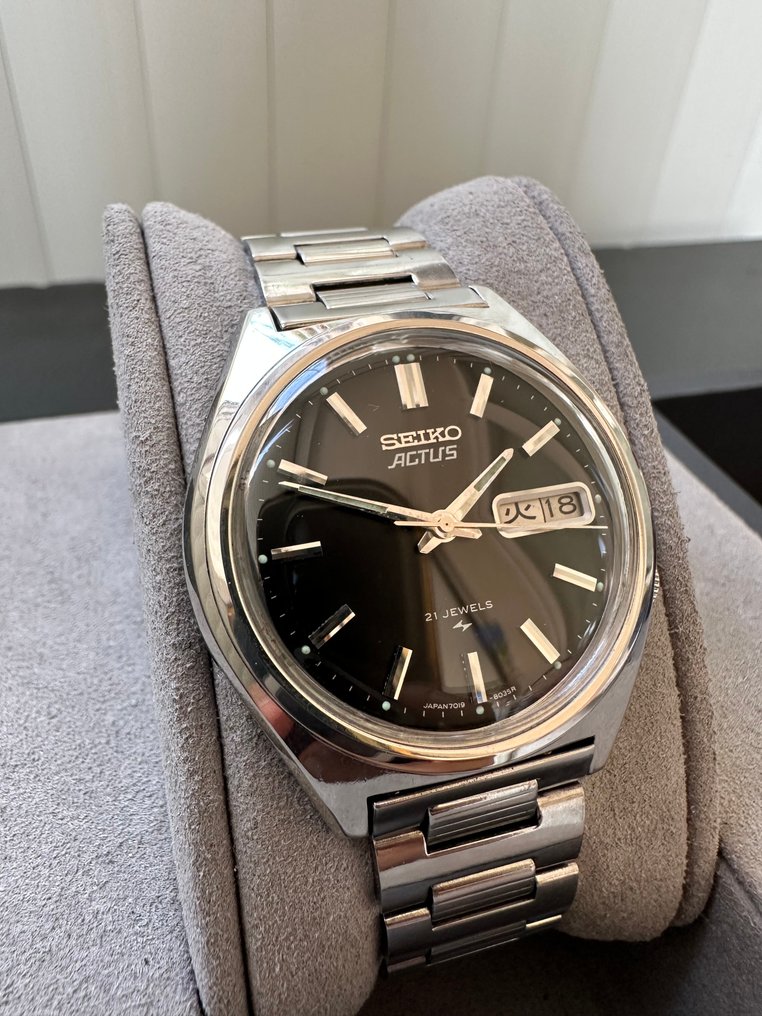 Seiko actus Black dial 7019-8010 men watch - No Reserve Price - 7019-8010 - Men - 1970-1979 ...