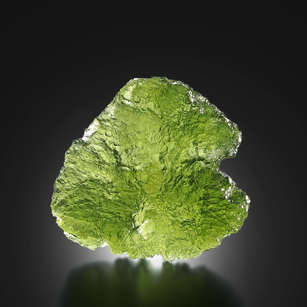 Fantastic Green MOLDAVITE Crystal from Czech Republic Crystal - Height: 3.5 cm - Width: 3.1 cm ...