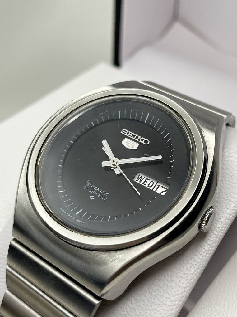 Seiko 5 - Space Black - No Reserve Price - 6319-8040 - Men - 1970-1979 - auction online Catawiki