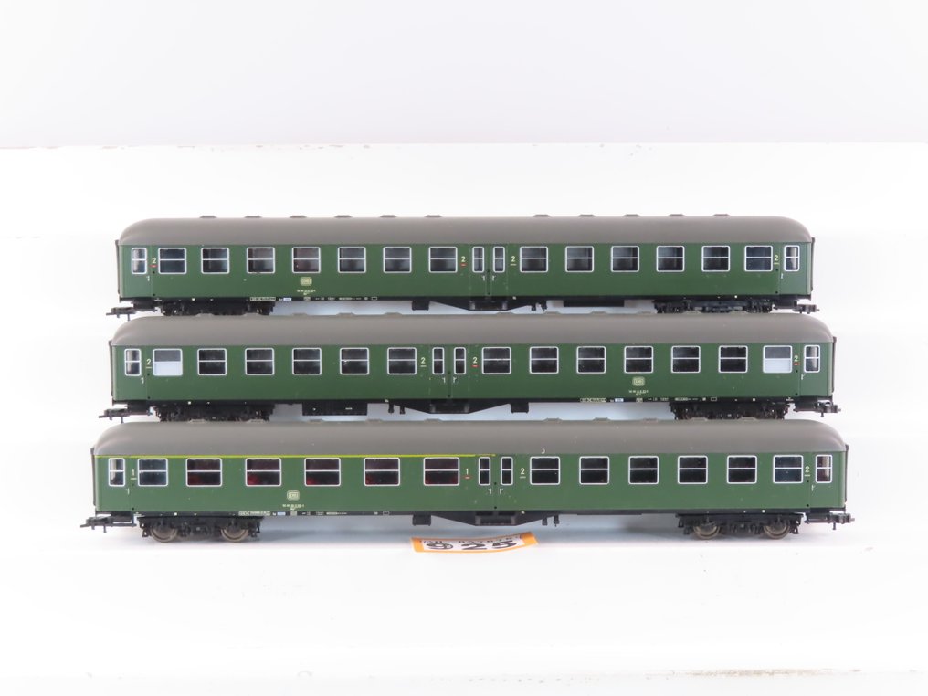 Roco H0 - o.a. 44680 - Model train passenger carriage (3) - 3 Four-axle express train carriages ...