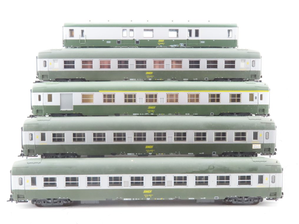 Roco H0 - o.a. 44601 - Model train passenger carriage (5) - 5 Express train carriages: 2nd class ...