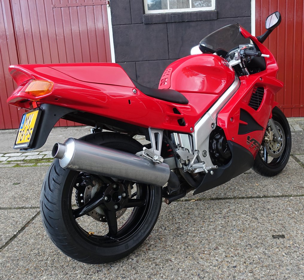 Honda - VFR750F - RC36 - 750 cc - 1996 - auction online Catawiki
