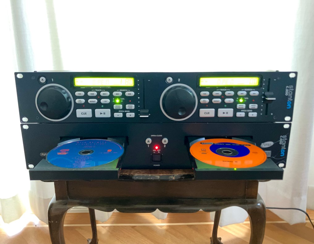 Stanton - C-500 - CD Player / DJ Controller Reproductor de CD de DJ ...