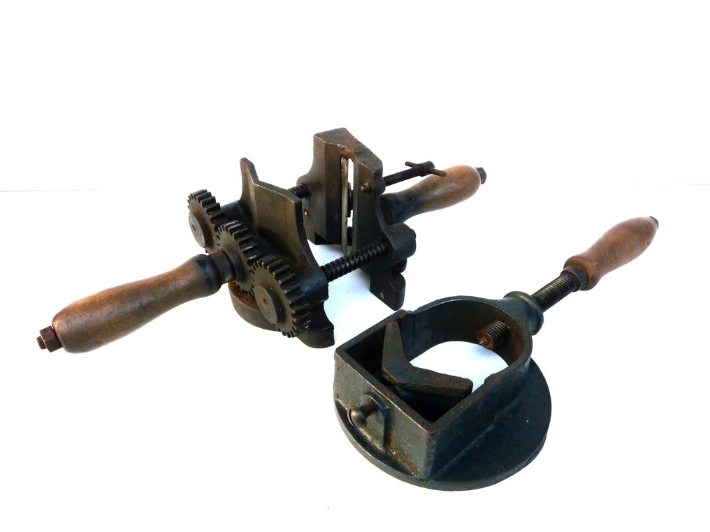 Old plane, large round plane, spoked tenon plane with foot / clamp ...