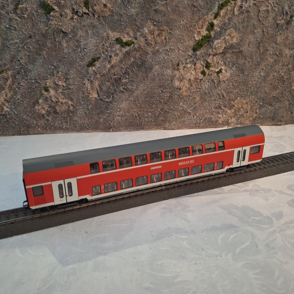 Märklin H0 - 43571 - Model train passenger carriage (1) - Double-decker wagon with LED interior ...