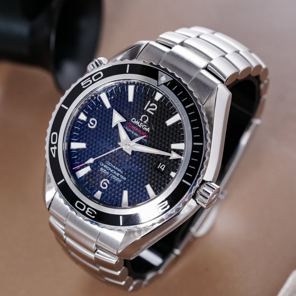 Omega - Seamaster Planet Ocean 007 James Bond Quantum Of Solace Limited to 5007 pieces - 222.30 ...