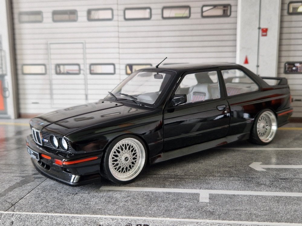 Solido 1:18 - Modellauto - BMW E30 M3 evolution 1990 met unieke BBS RS velgen - auktion Catawiki