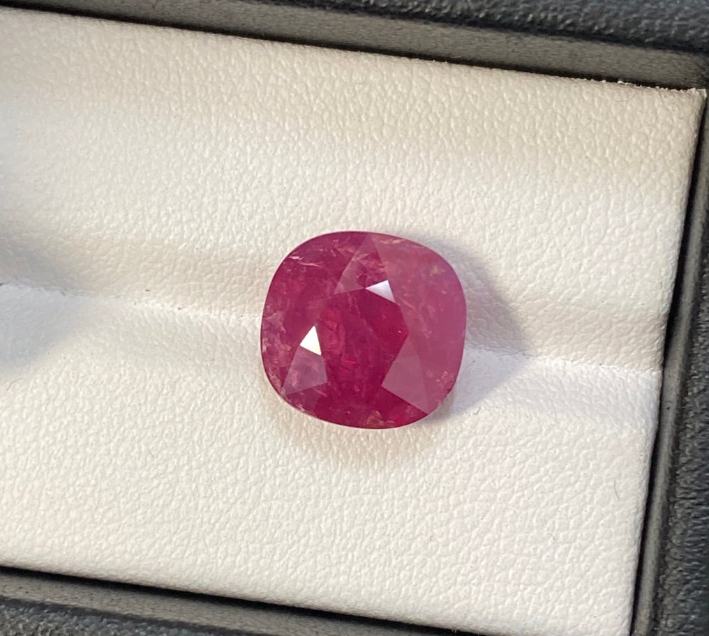 No Reserve Price Red Ruby - 7.60 ct - Lotus Gemology - No Heat Intense Red - auction online Catawiki