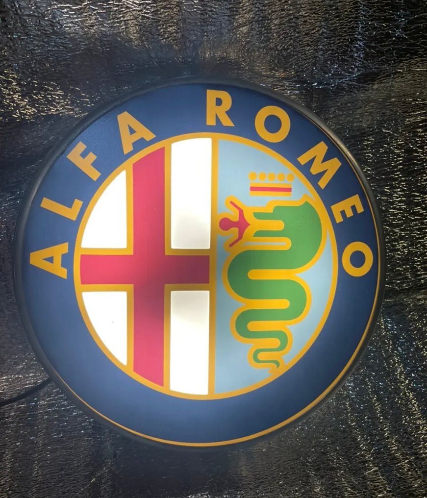 Lighted sign - Alfa Romeo light sign - Plexiglass - auction online Catawiki