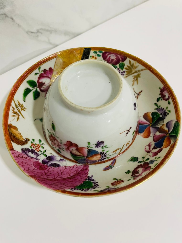 Tea cup (2) - Porcelain - auction online Catawiki
