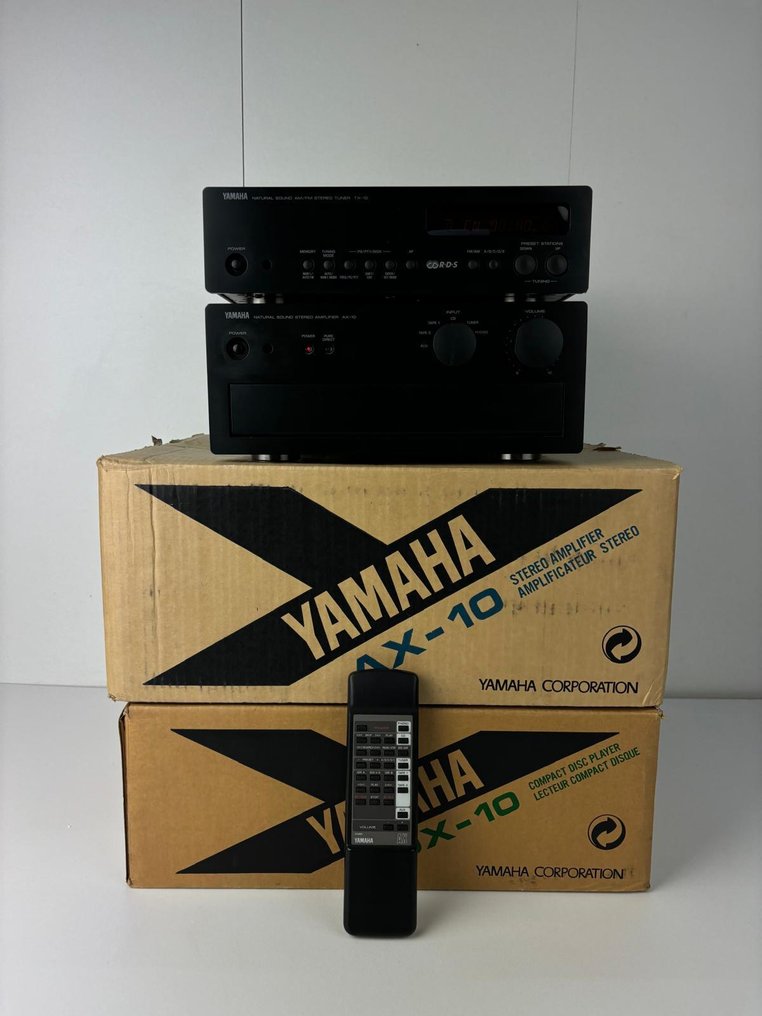 Yamaha - Amplificatore integrato a stato solido AX-10, sintonizzatore TX-10 - Set Hi-Fi - Catawiki