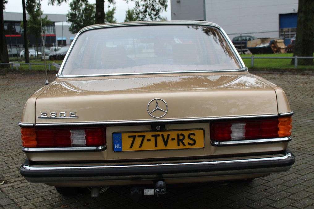 Mercedes-Benz - 230E - 1981 - online veiling Catawiki