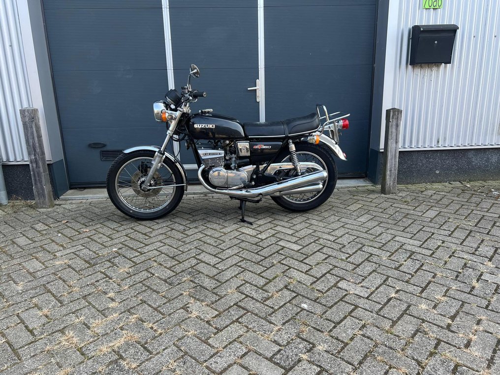 Suzuki - GT 380 - 1976 - auction online Catawiki