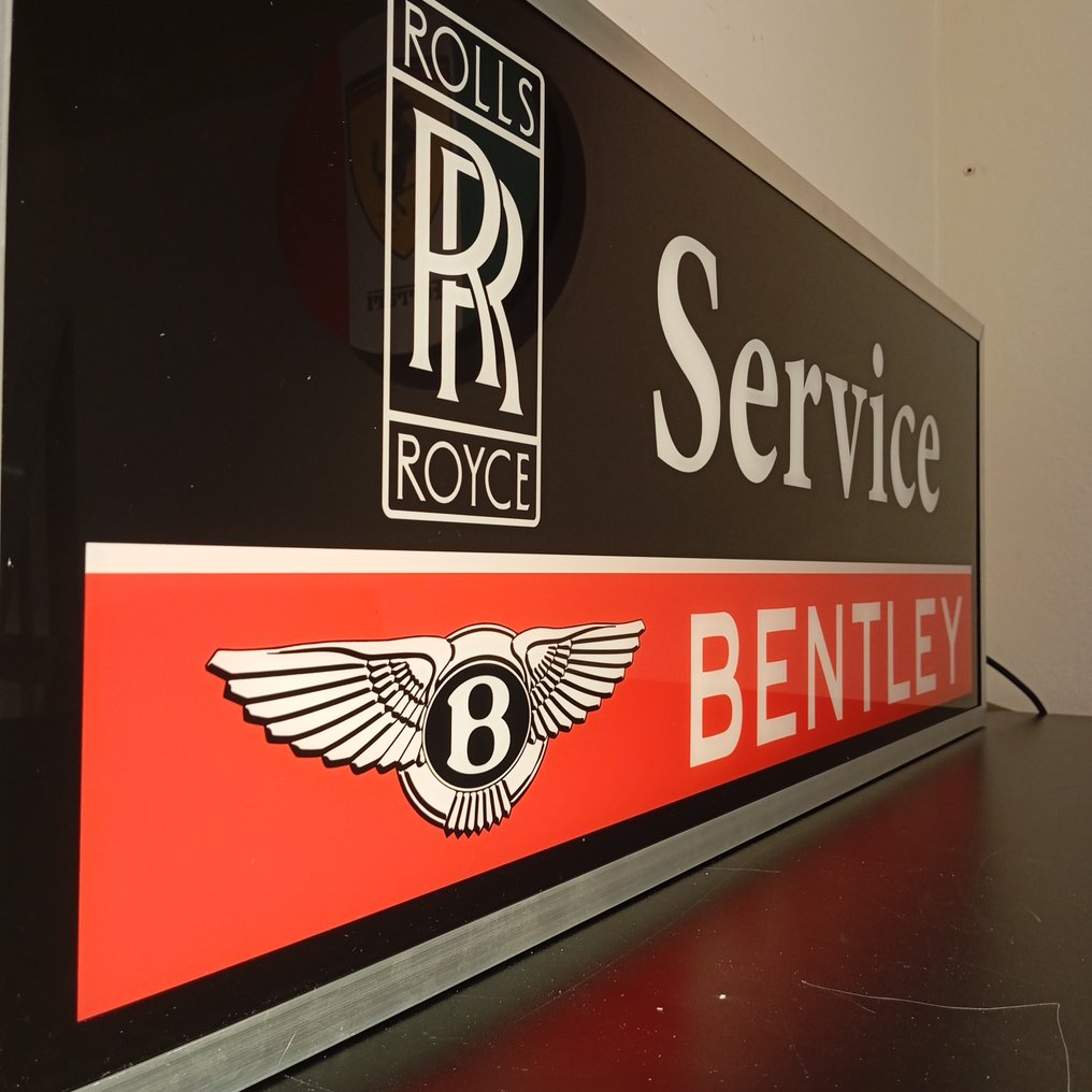 Solea Collection Limited (2/9)-BENTLEY&ROLLS ROYCE Service - Large ...