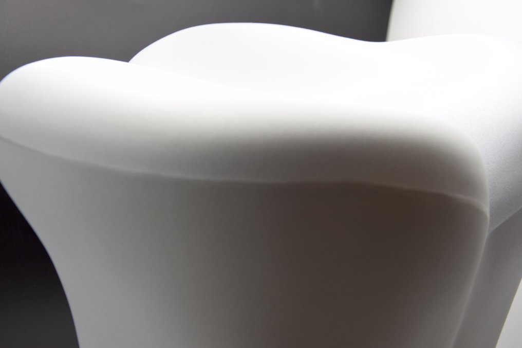 XO - Philippe Starck - Stool - tooth - Plastic - auction online Catawiki