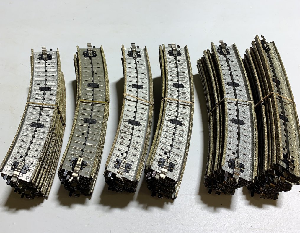 Märklin H0 - Model train tracks (209) - Marklin M rails - auction ...