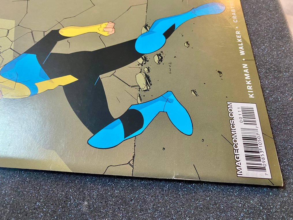 Invincible #1 - 1st appearance of Invincible and Omni-Man - 1 Comic ...