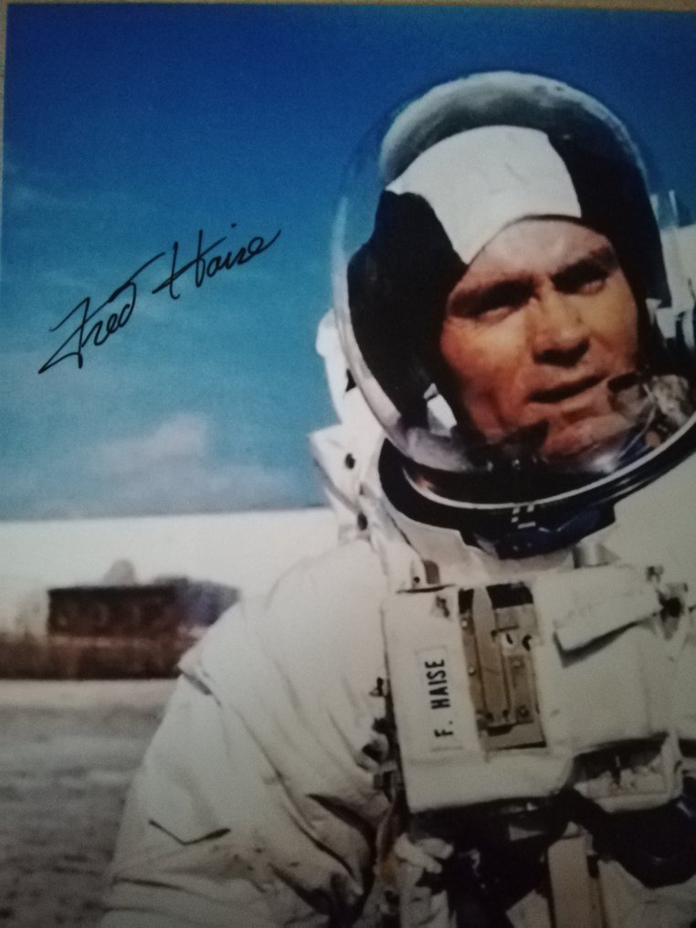 Apollo 13: Fred Haise Apollo 13 LMP handsigned photo in-person ...