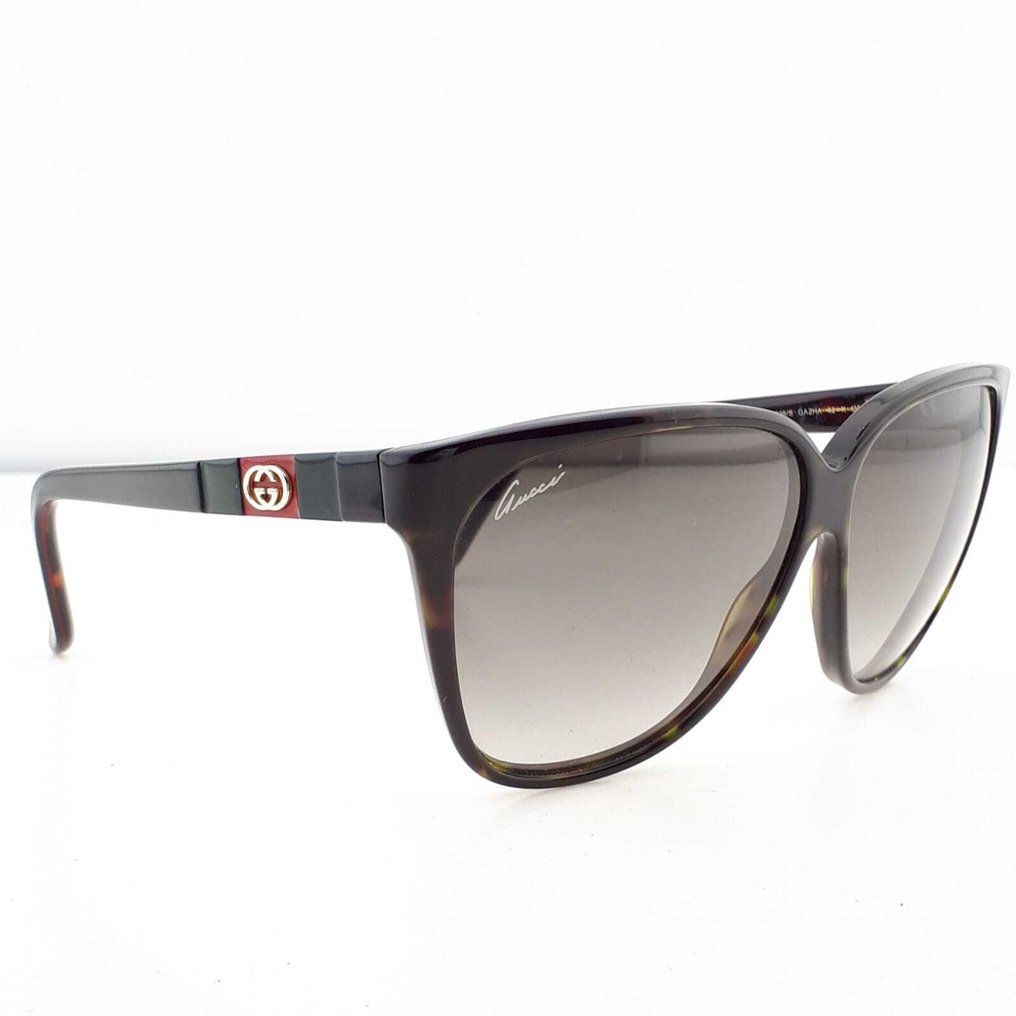 Gucci - Wayfarer Tortoise Shell with Gold Tone Gucci Logo and Red-Green ...