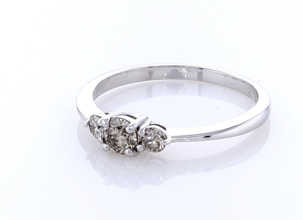 No Reserve Price - Ring - 14 kt. White gold - 0.34ct. tw. Diamond (Natural coloured) - Diamond ...