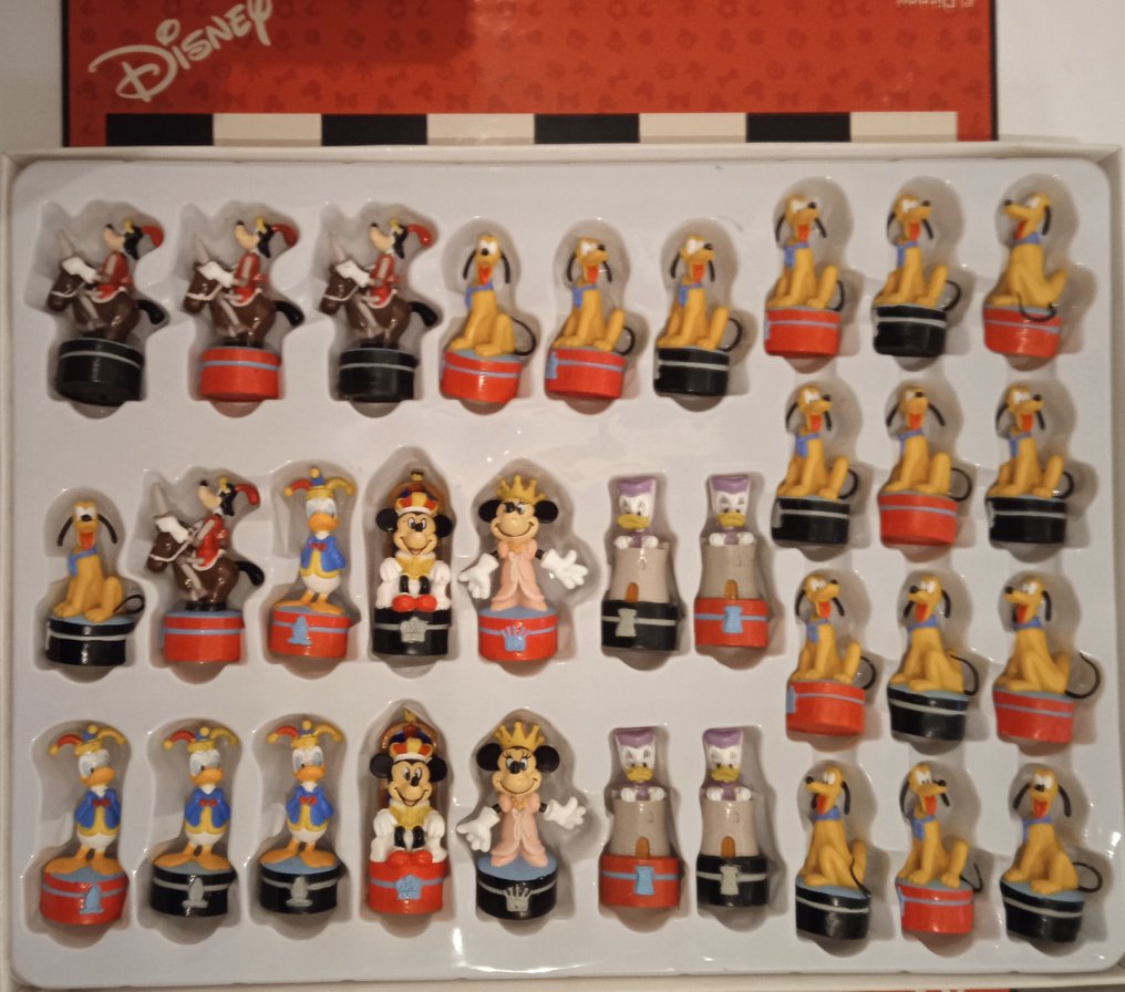 Mickey Mouse 3D Chess Game - Disney - auction online Catawiki