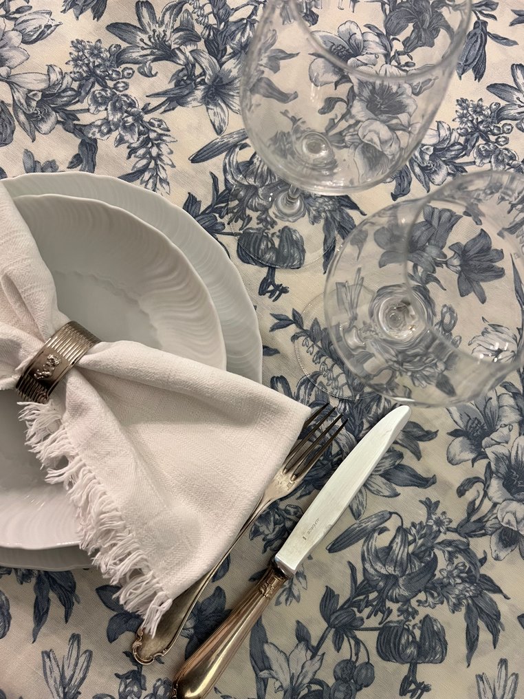 Toile de Jouy tablecloth for large tables. French elegance - Tablecloth ...