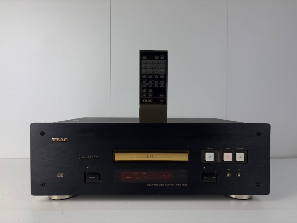TEAC - VRDS-10SE - Special Edition - CD player - auction online Catawiki