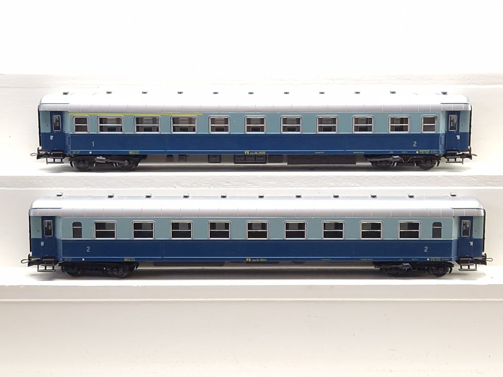 Rivarossi H0 - 3550/3552 - Model train passenger carriage (2) - 2x 'Treno Azzurro' - FS ...