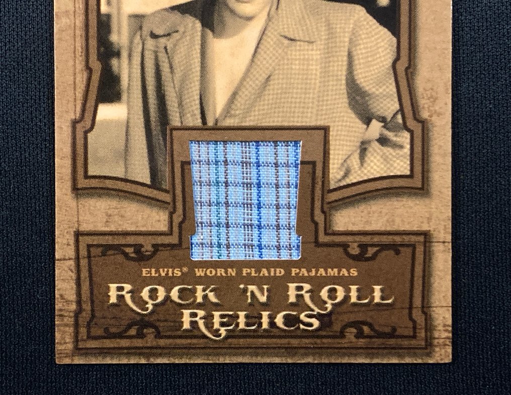 2007 Press Pass - Elvis Presley - Owned & Worn Pajamas - Trading Card ... 2007 Press Pass - Elvis Presley - Owned & Worn Pajamas - Trading Card ...