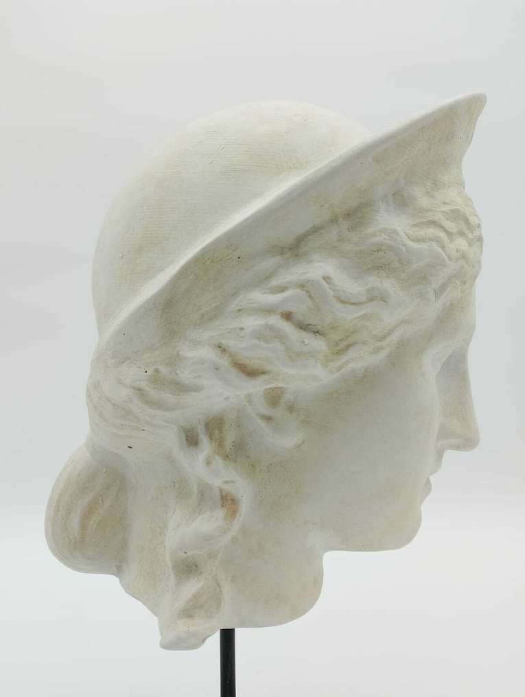 Sculpture, Testa di Era Ludovisi - 37 cm - marble dust - auction online ...