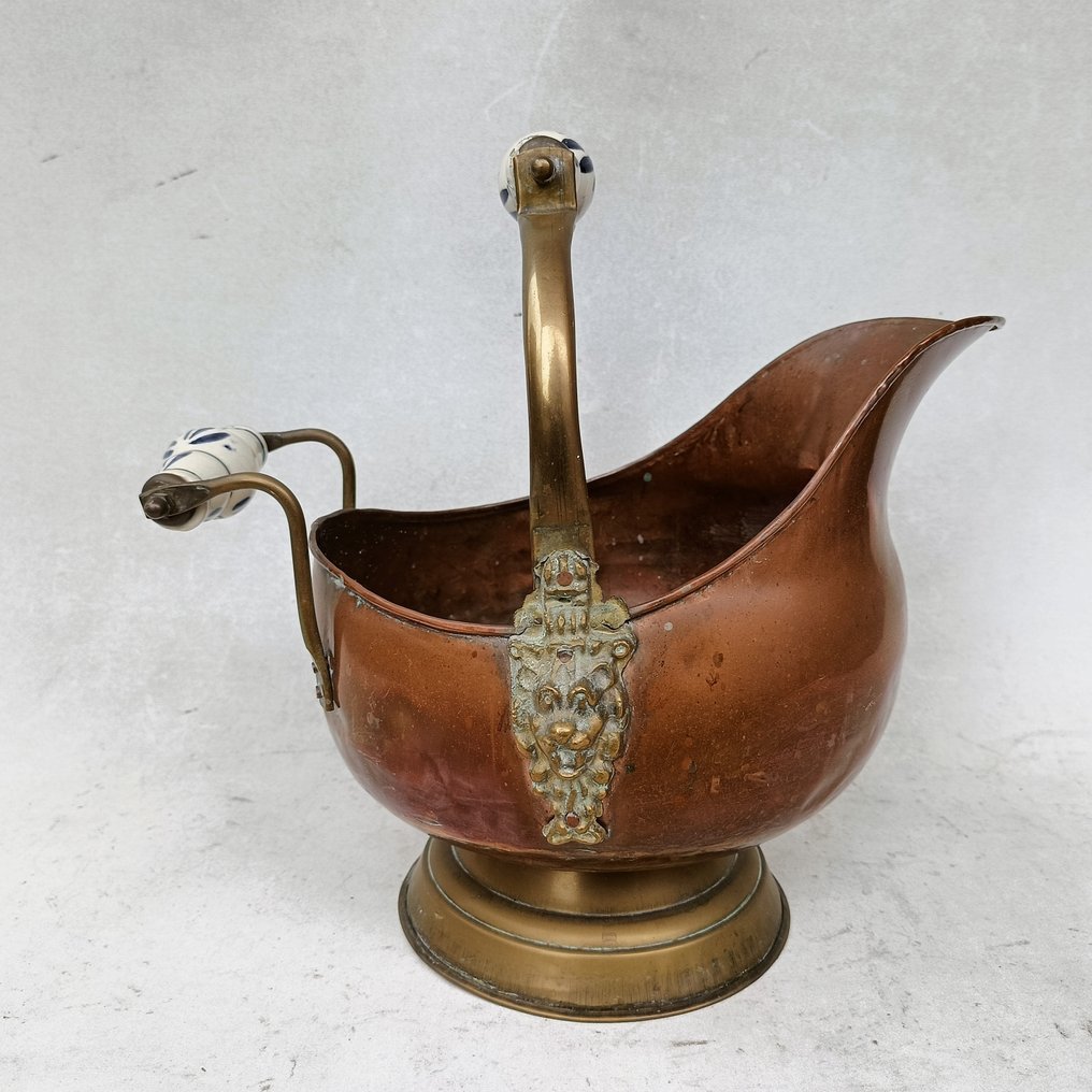 Bucket - Helmet kit - Copper - Catawiki