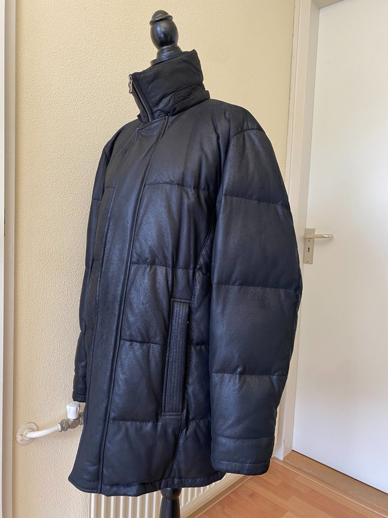 Bugatti - Coat - Catawiki